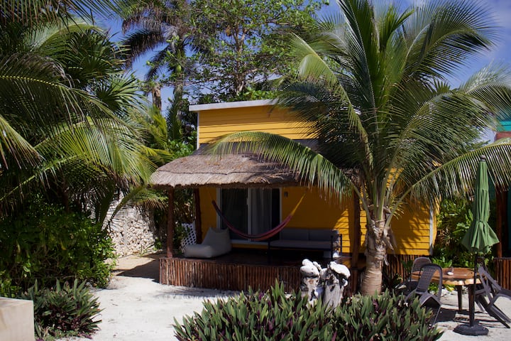 Tiny Beach House Akumal Beachfront +Jacuzzi+wifi - Akumal