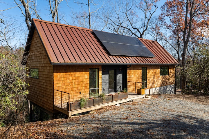 Laurel Mountain Getaway Cabin - Brevard, NC