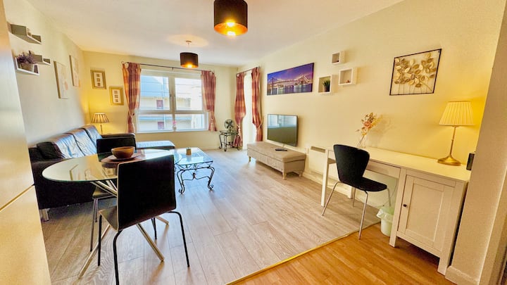 Spacious Apartment • City Centre - Bournville - Birmingham