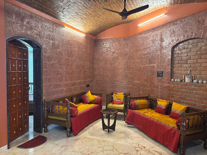 Madhushilp Killedar Farmstay - Sangli