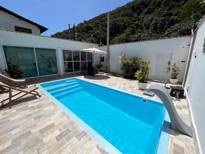 Casa Moderna E Familiar Na Praia Do Guaiúba - Santos