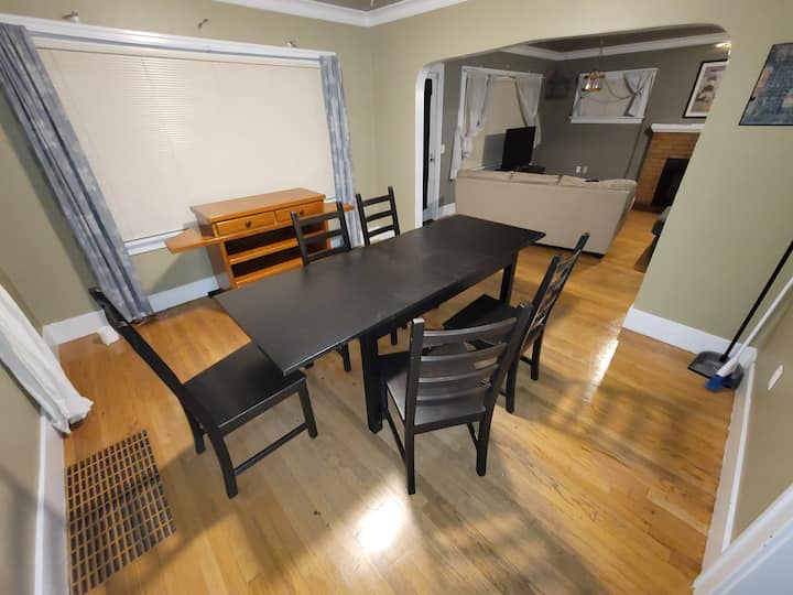 *Room C | Comfy Upstairs Stay | Heart Of Tacoma! - Tacoma, WA