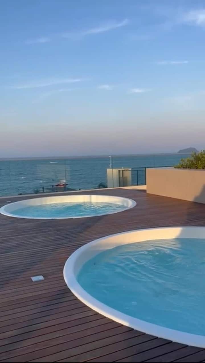 Praia, Frente Mar Pé Na Areia, Piscina, 4 Quartos - Brazil