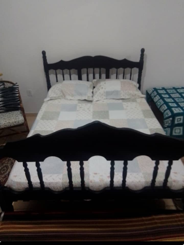 Apartamento Com 4 Acomodações, Medindo 60 Mts. - Vitoria