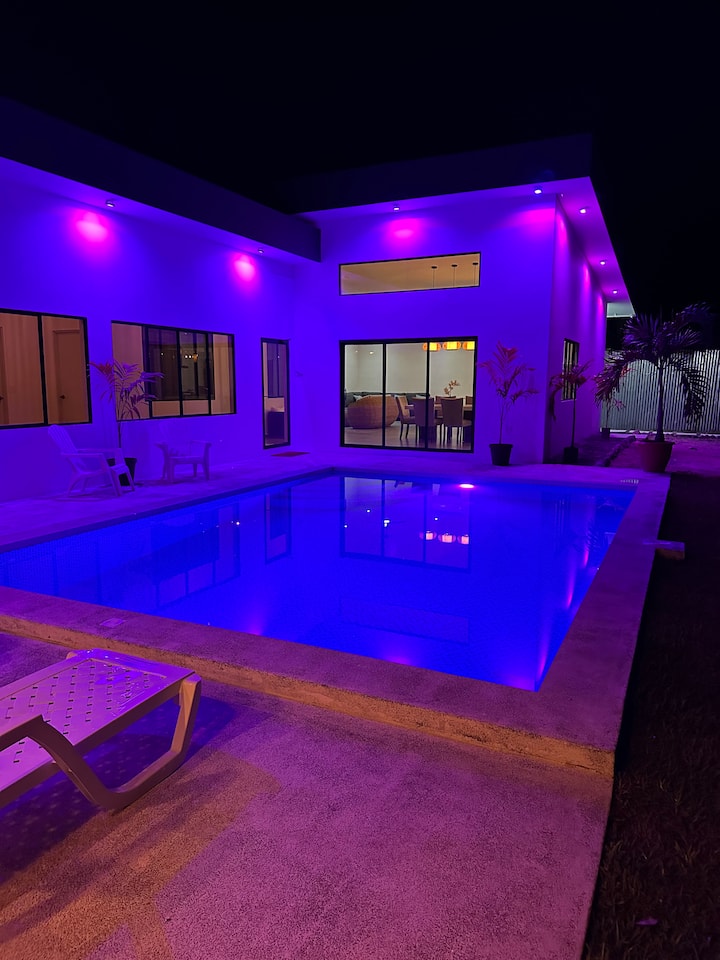 Medusa Villa - El Salvador