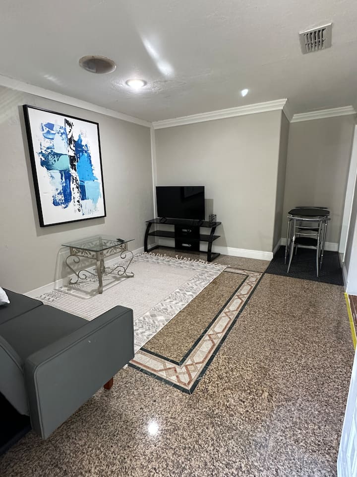 Affordable Place @ Pinellas Park - Pinellas Park, FL