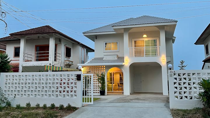 Henhouseudon - Mueang Udon Thani District