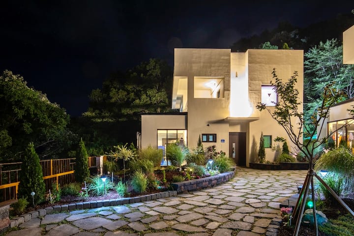 스페스11 (계곡) - 평산동