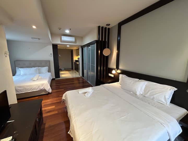 Sunwaylagoonfamilysuite/2-4px - Subang Jaya