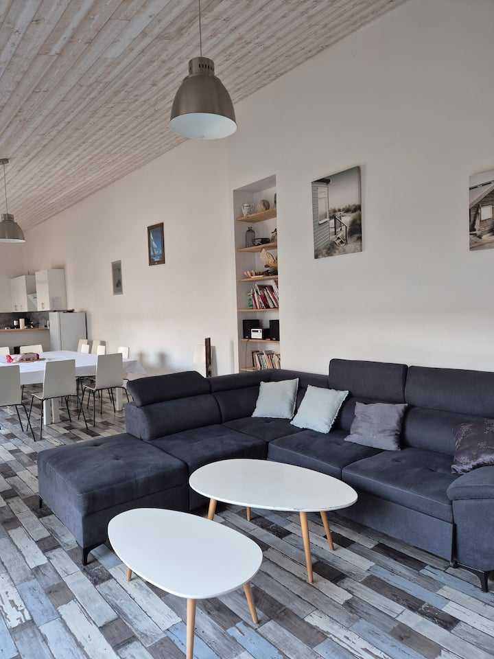 Plages, Commerces Et Activités Accessibles à Pied - Île de Ré