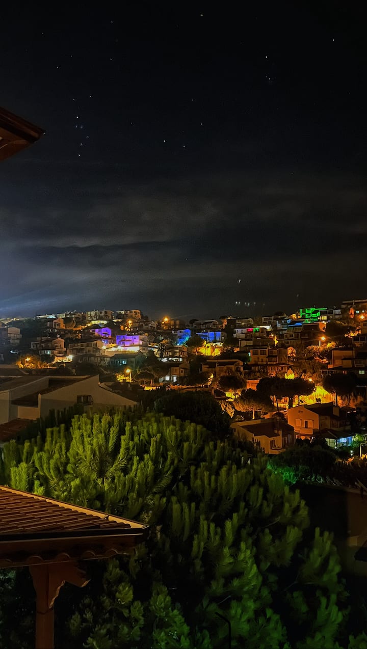 Yeni, Güzel Ve Ferah Ev - Seferihisar