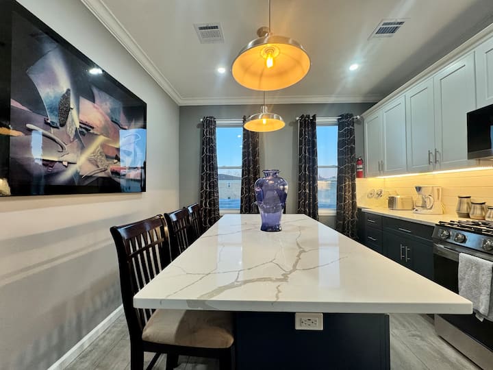 Easy Nyc, Free Wifi, Parking & Laundry - Bloomfield, NJ
