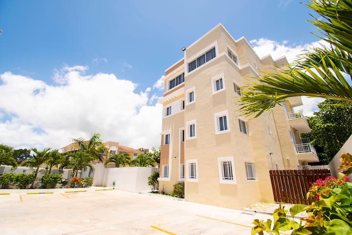 A 102, Apto Con Parqueadero Y Piscina Social - Punta Cana