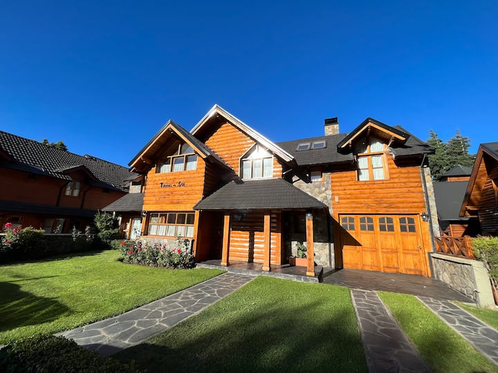 Gran Casa 4 Dormit.c/ Pileta Climat A Mts Del Lago - San Martin de los Andes