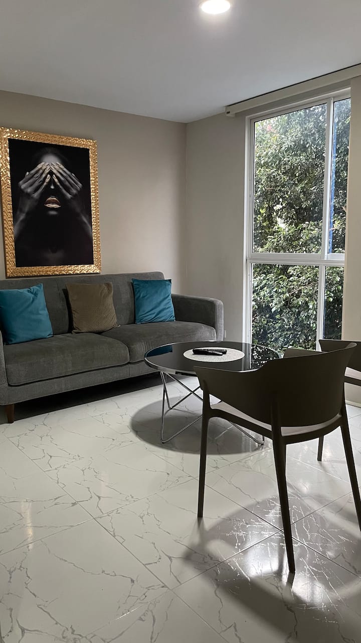 Súper Anfitrión, Laureles, 5 Personas - Medellín