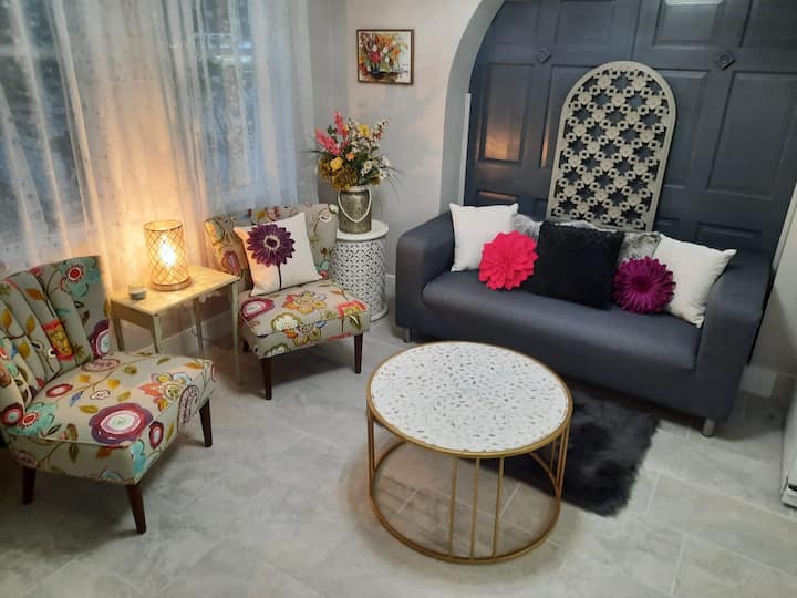 Floral Cottage Near The Villages - Leesburg, FL