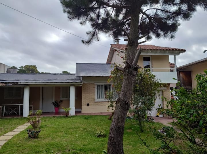 Depto.2 C/parque, Muy Cerca Del Centro Y Del Mar. - Villa Gesell