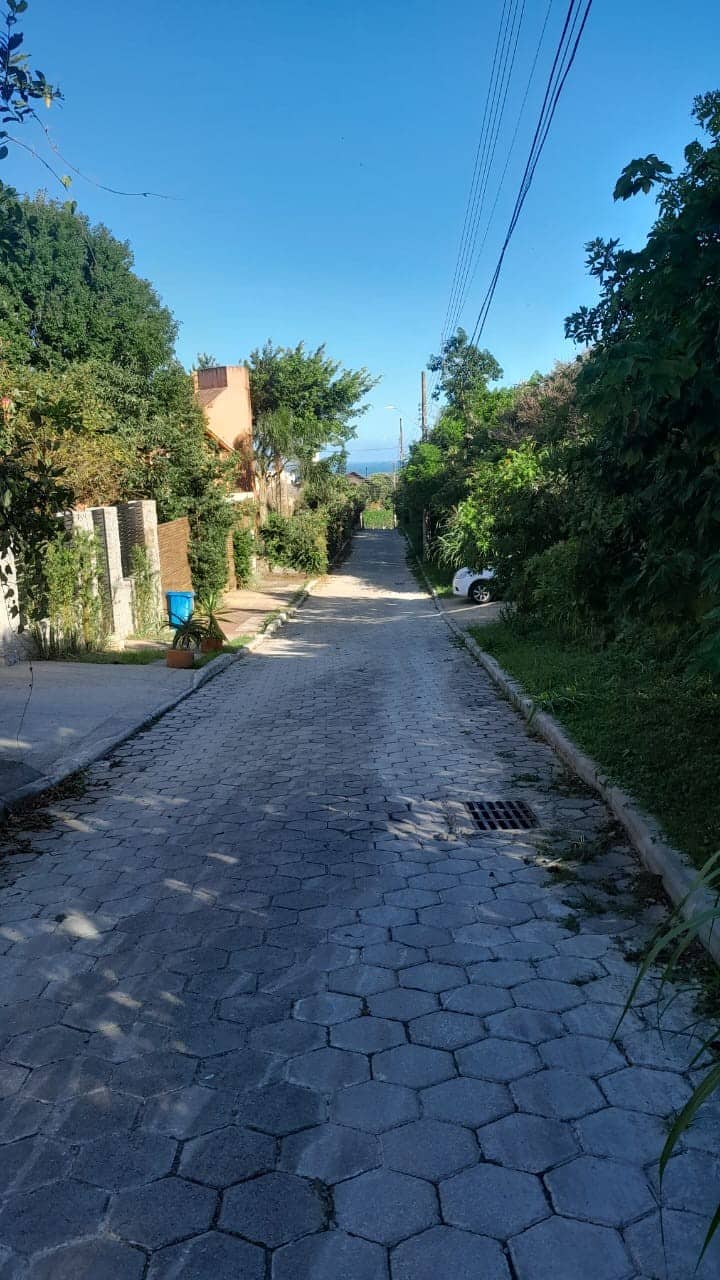 Quarto Há 2 Quadras Do Campeche. - Florianópolis