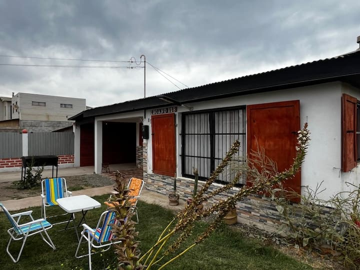 Casa Grande En Pichilemu, Playa Caminando A 5 Min - Pichilemu