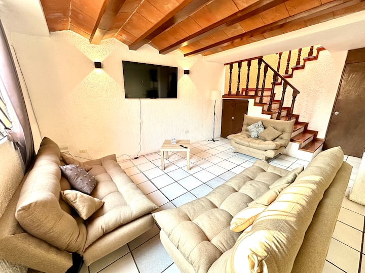 Hermosa Casa Amplia Cu Plaza Crystal Universidades - Puebla