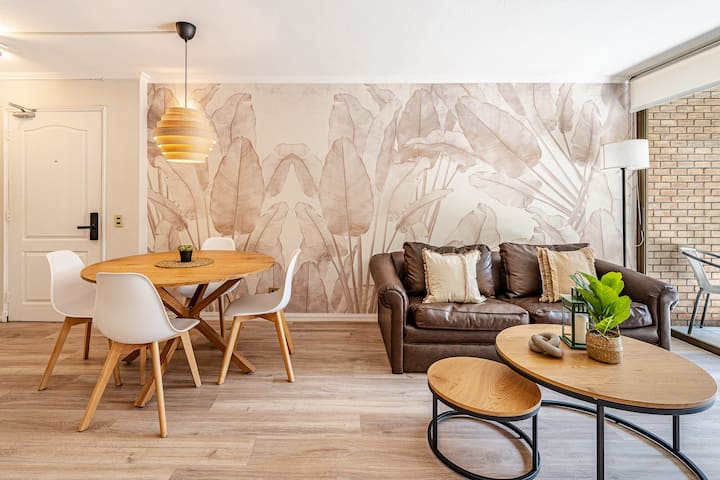 Hermoso Departamento Decorado En Barrio El Golf - Las Condes