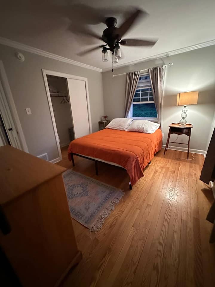 Affordable&cozy 4 Bed Nj House 20 Min. To Metlife - Paterson, NJ