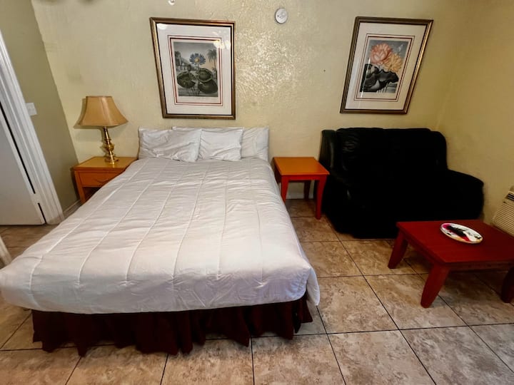 20v Las Vegas Xx Studio Near Strip - Paradise, NV