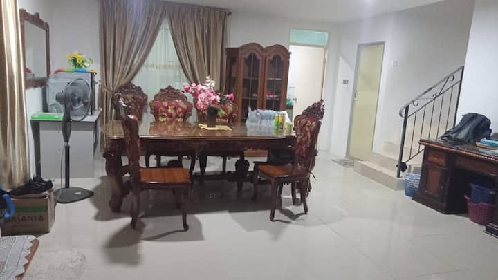 Family Friendly & Comfy - Papar