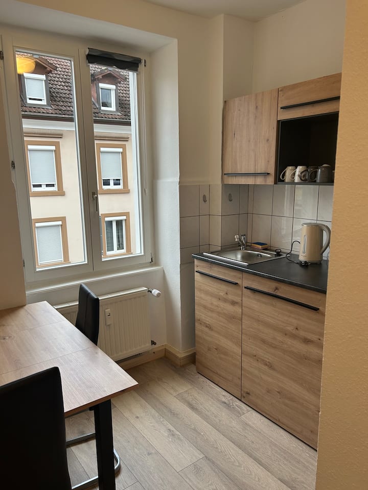 1. Zi. Whng. Lö-city Mit Küche - Lörrach