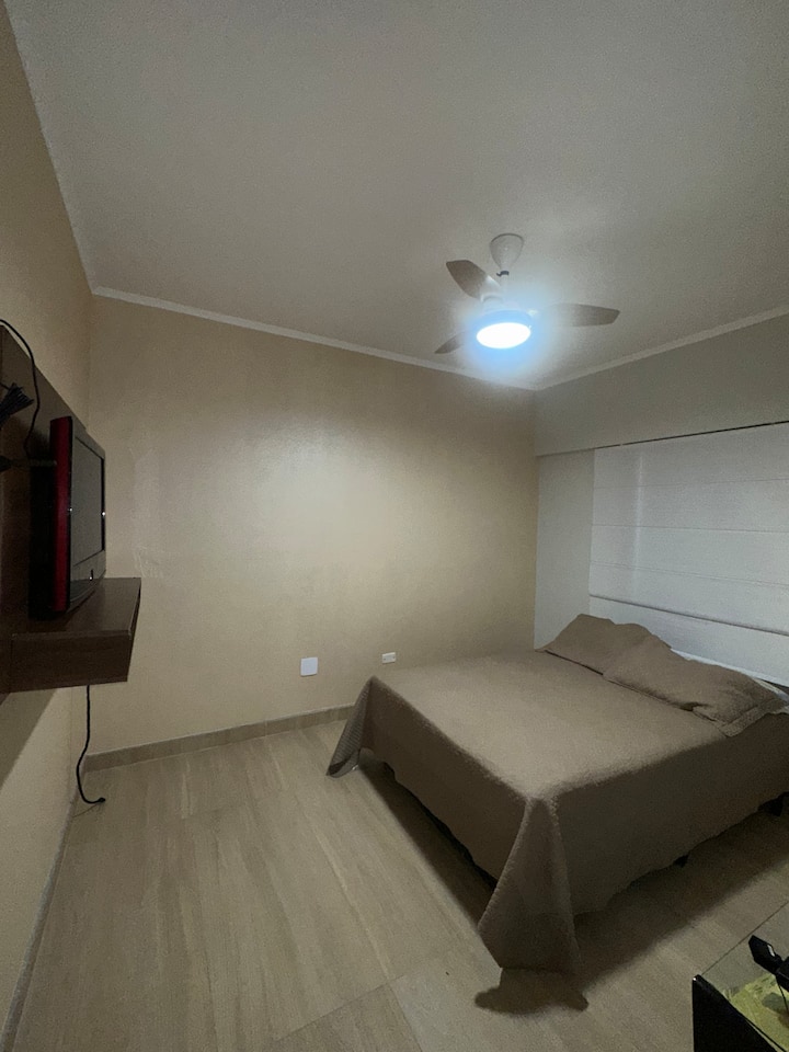 Triplex No Canto Do Forte-pg 400m Da Praia - Santos