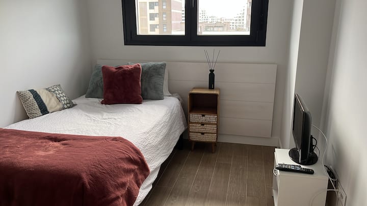 Habitación Con Cama Individual - Alcobendas