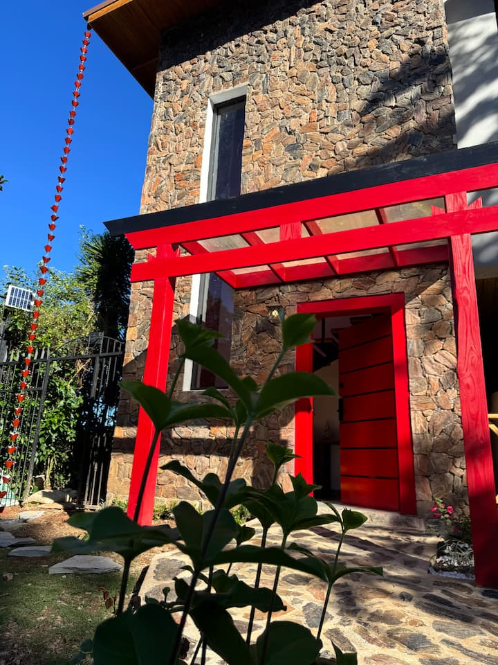 Villa Roja, Jacuzzi, Bbq Y Buena Compañia - Jarabacoa