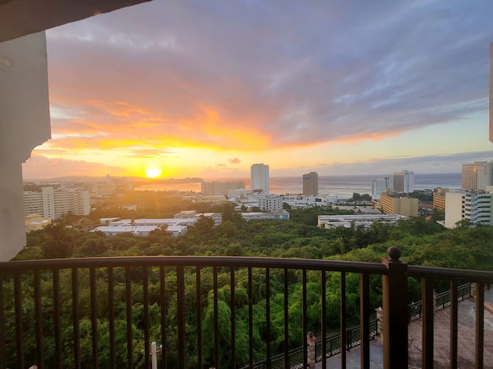Best View In Tumon Bay #1 - 關島