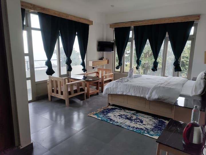 The Singyang Village Estate - Pelling