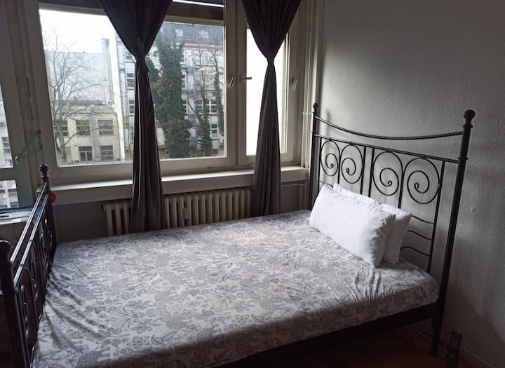1room Flat Shared With Host In Central Berlin - Berlin