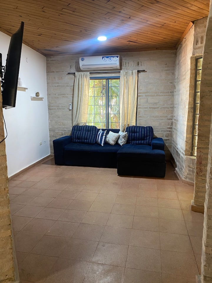 Casa Entera Con Patio, Piscina Zona Aeropuerto - Paraguay