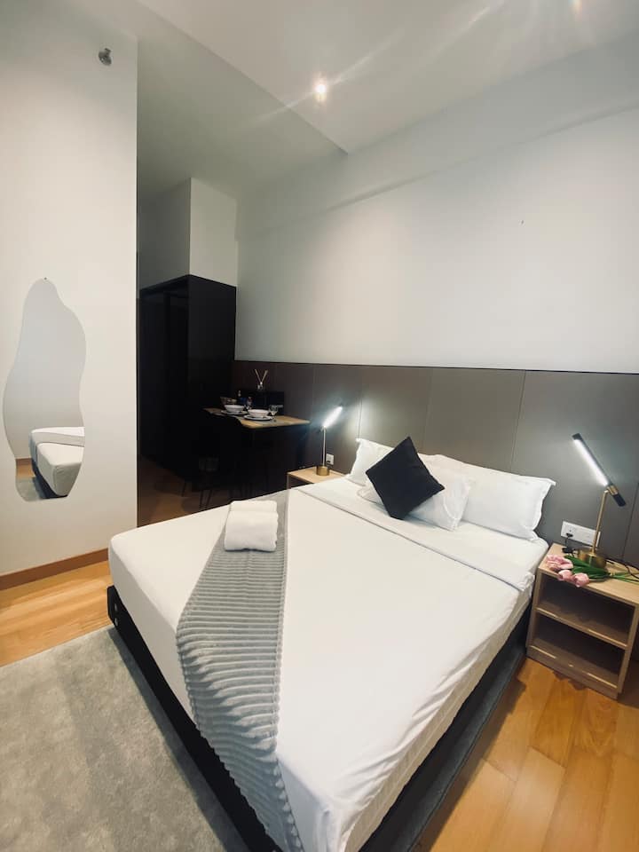 The Infinitum Klcc-10 - Kuala Lumpur