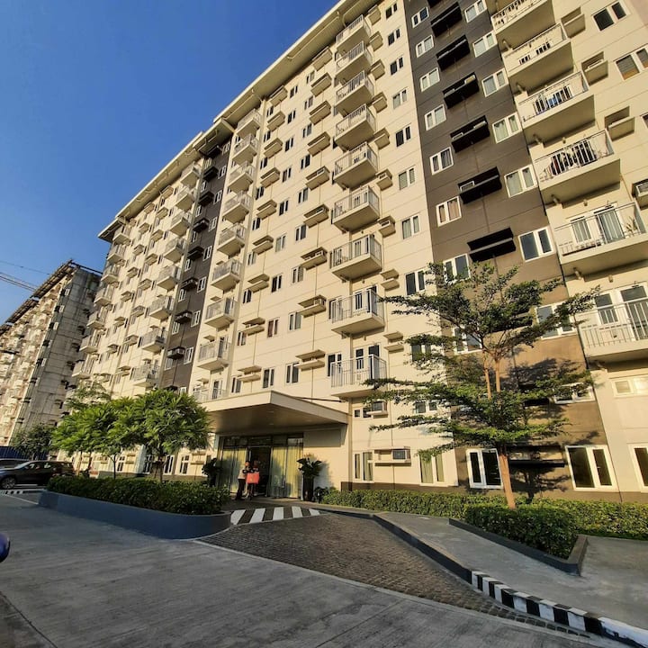 Easeful Oasis - Marikina