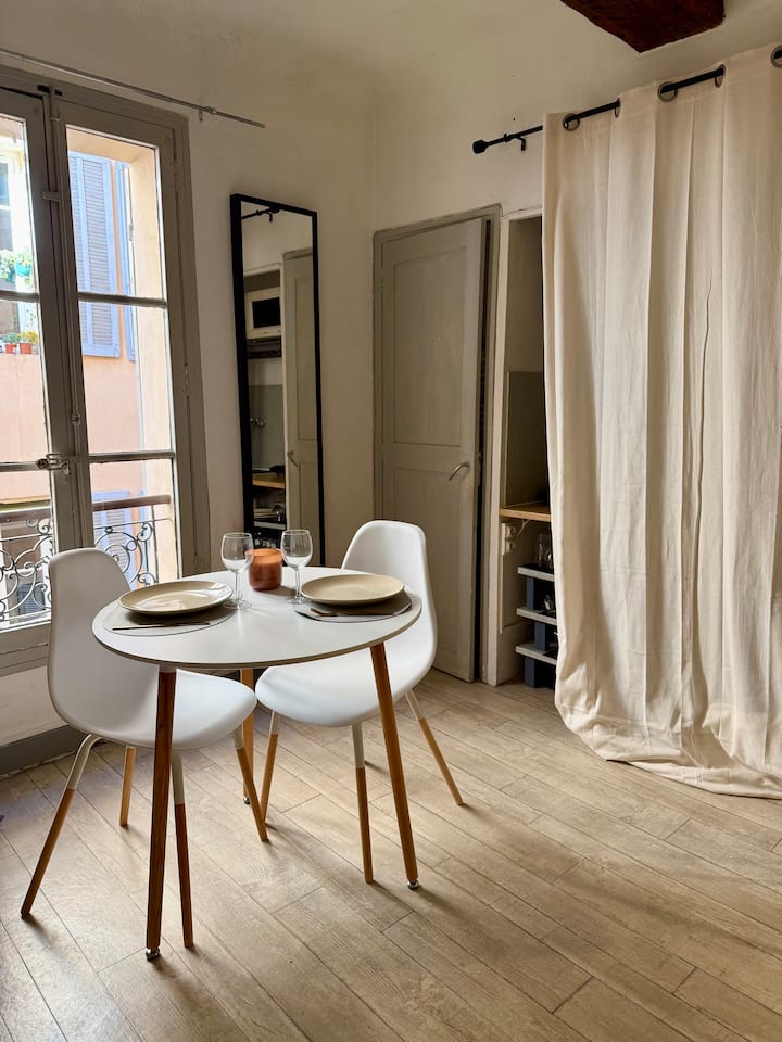 Studio Centre-ville Historique - Aix-en-Provence