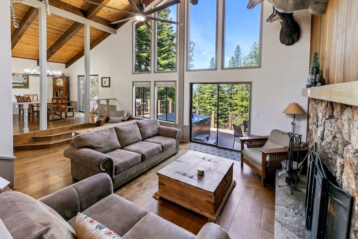 The Sportsman: 5br, Hot Tub, Sauna, Pets - South Lake Tahoe, CA