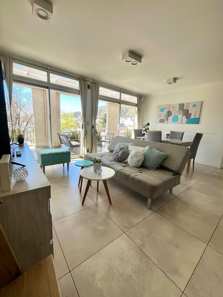 Dpto Céntrico, Terraza Propia Vista A Las Montañas - Villa Carlos Paz