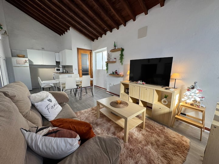 Cozy Studio/attic In The Heart Of Málaga - Malaga