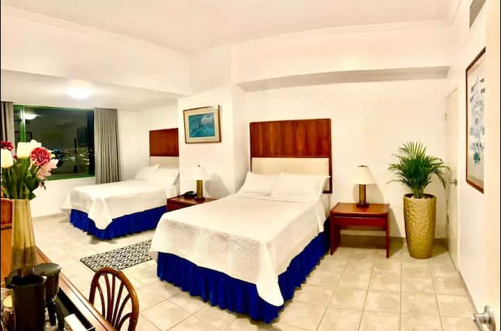 Suite Para 4 Hotel Colón Miramar - Salinas