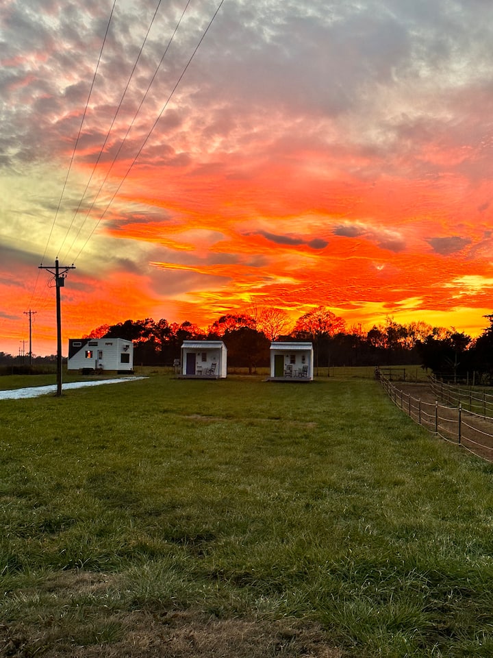 Tiny Home With Big Skies - Lake Hartwell