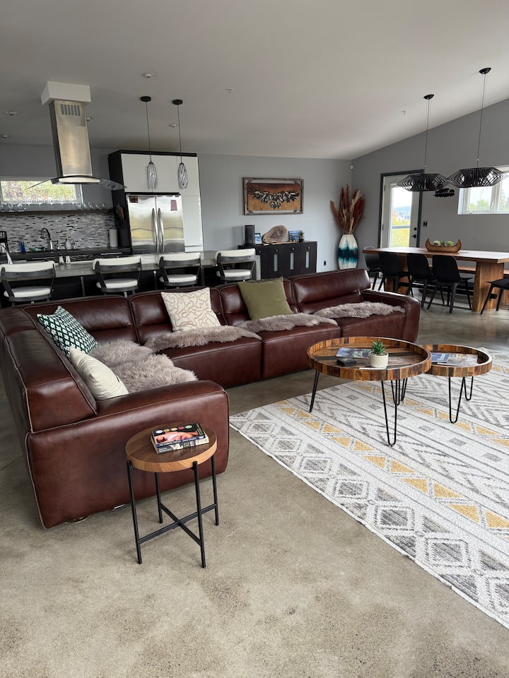Aurora Oasis Luxury Home - 黃刀鎮