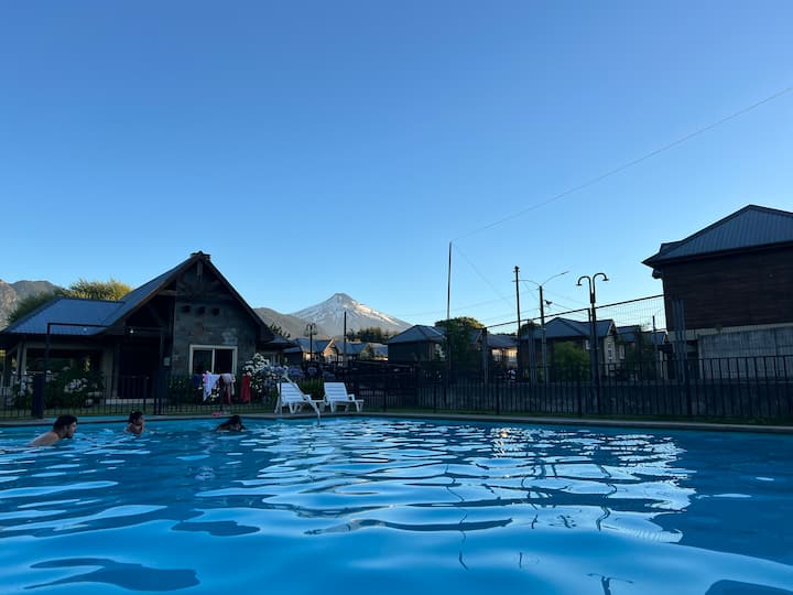 Casa Familiar,condominio Piscina Y Vista Al Volcan - Pucon