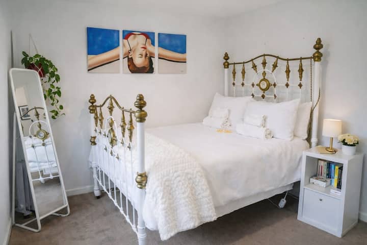 A Mini Slice Of Fremantle, Bedroom #2 - Fremantle