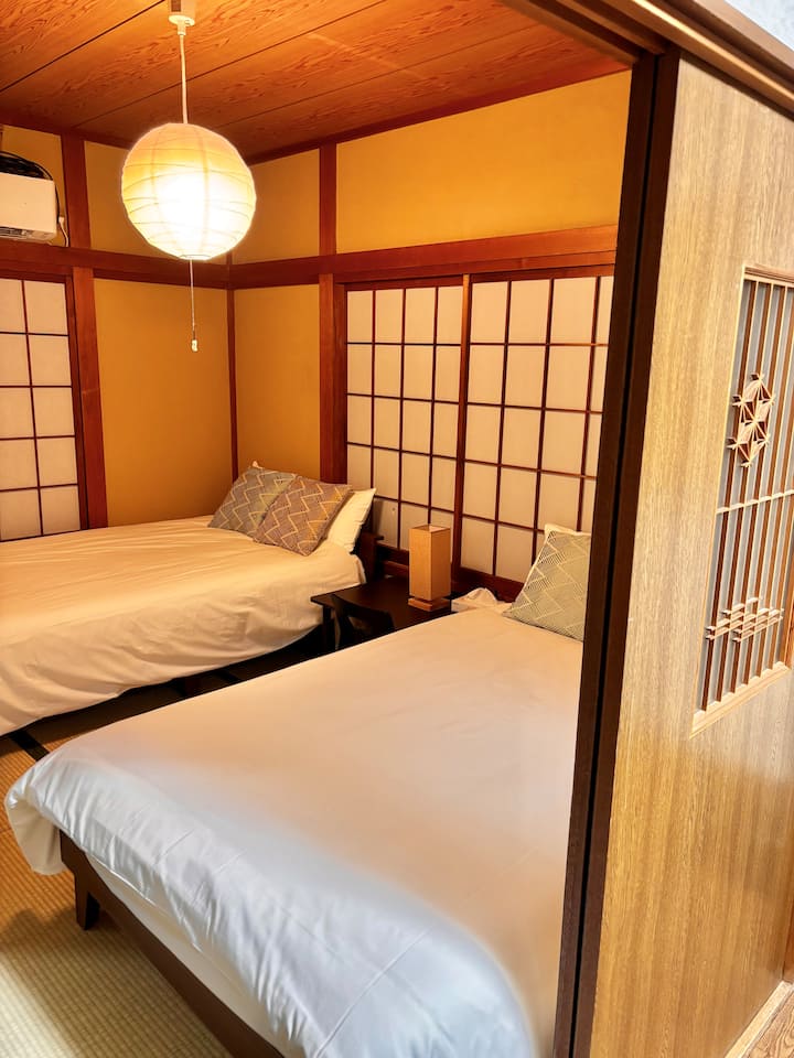 セール中!|最大4名|北千住駅徒歩8分|素晴らしいロケーション|日本を感じる和のお部屋【千住1f】 - Ueno