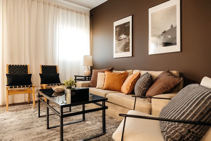 Melrose House (King Bed, Gym, Parking) - West Hollywood, CA