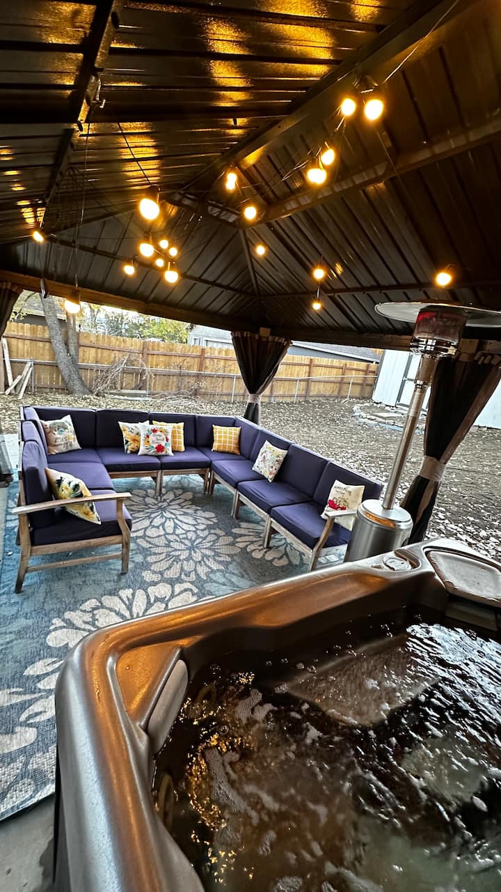 Urban Bungalow - Denver, CO